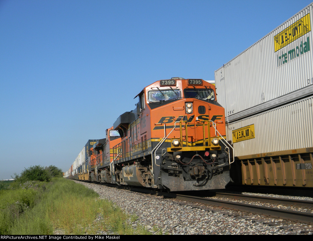 BNSF 7395